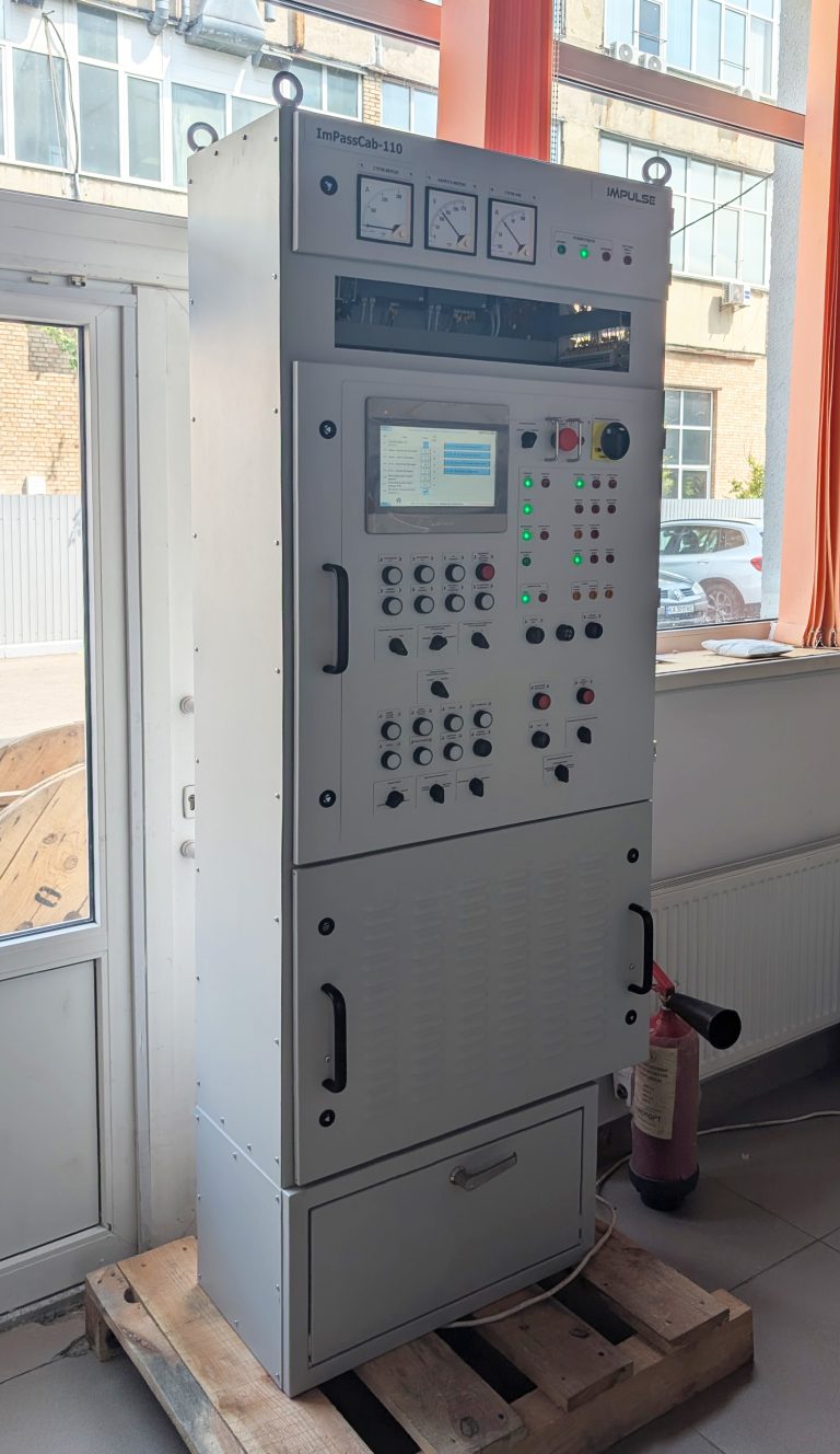 PILOT SAMPLE OF DISTRIBUTION CABINET OF A PASSENGER TRAIN CAR HAS ...